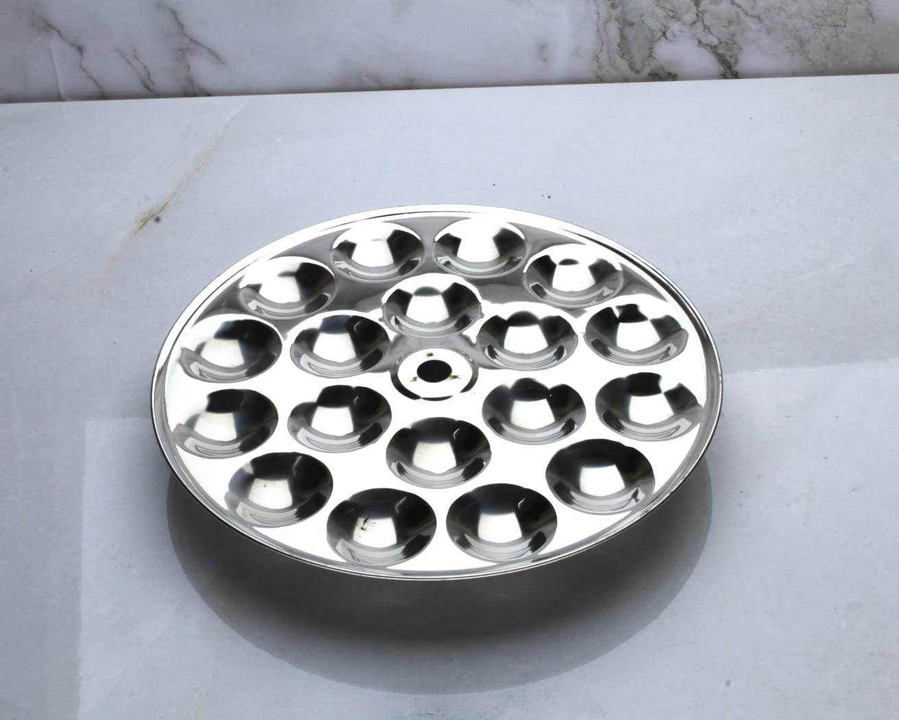 Stainless Steel Different Shapes Idli Plates with Stand 5 Plates ...